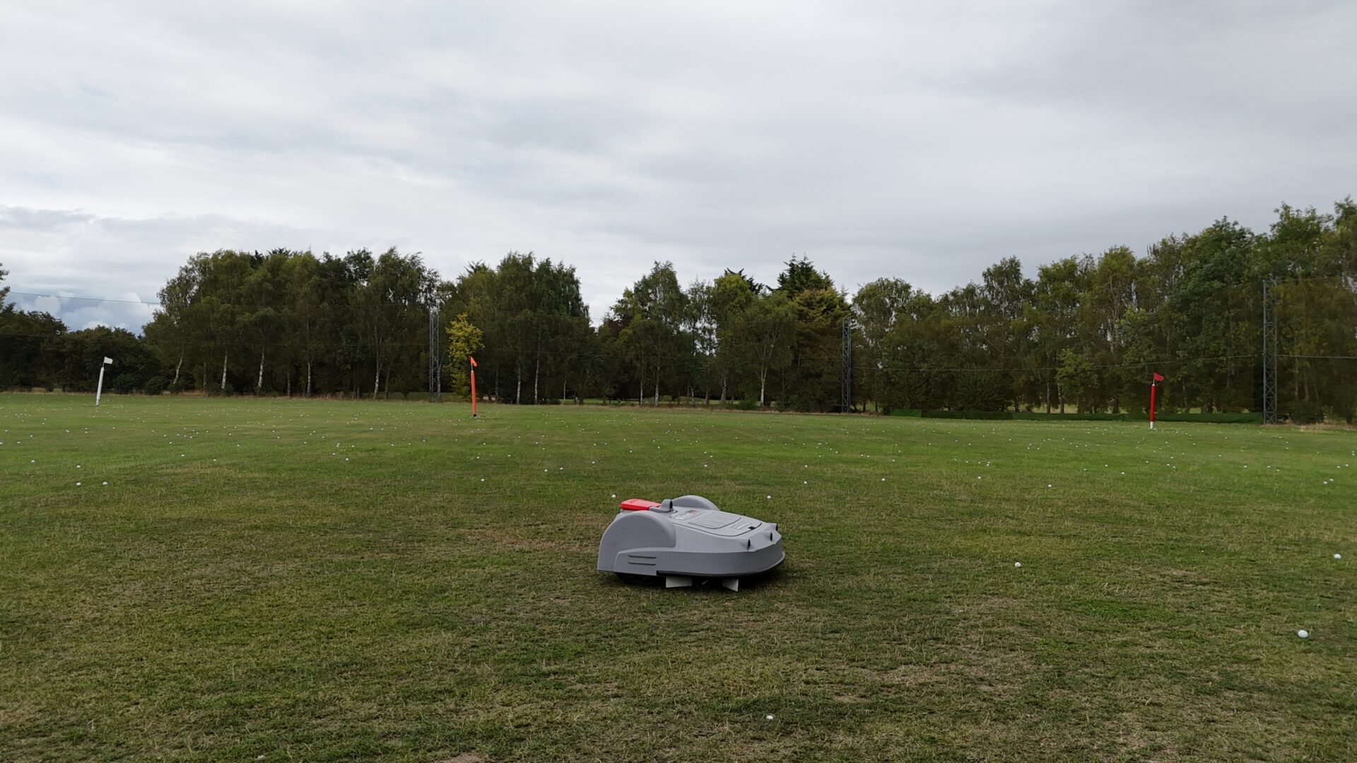 Golf Maintenance: Robot Mowers & Ball Collecting | GroundTech